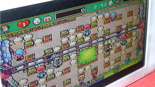 Margate celebrates video games and pinball machines - BBC News