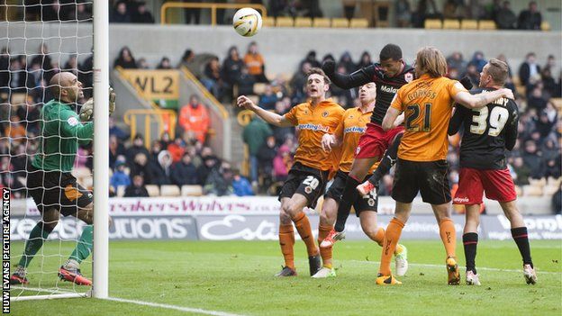 Wolves 1-2 Cardiff - BBC Sport