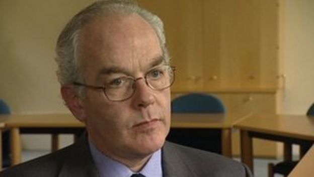 Hampshire and Isle of Wight PCC: Simon Hayes marks 100 days - BBC News