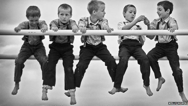 Getting away from 'the world' Hutterite-style - BBC News