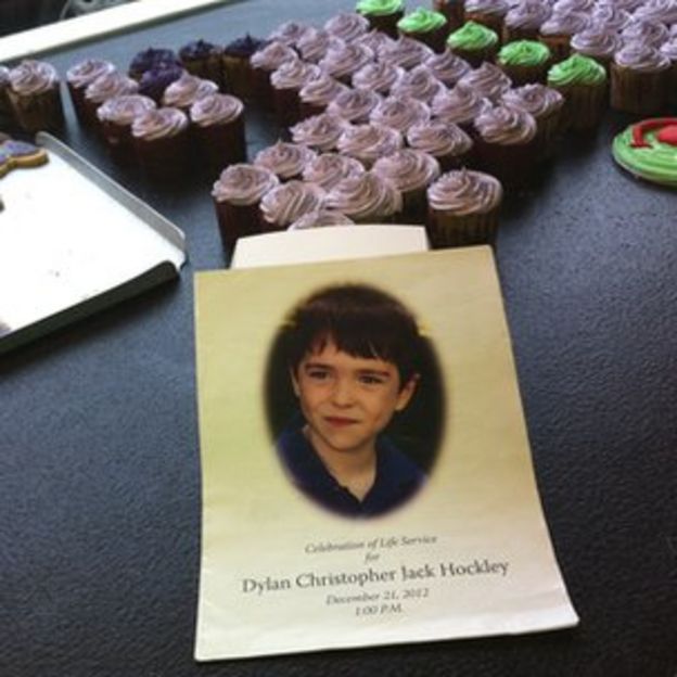 Newtown shootings: Dylan Hockley remembered with charity - BBC News