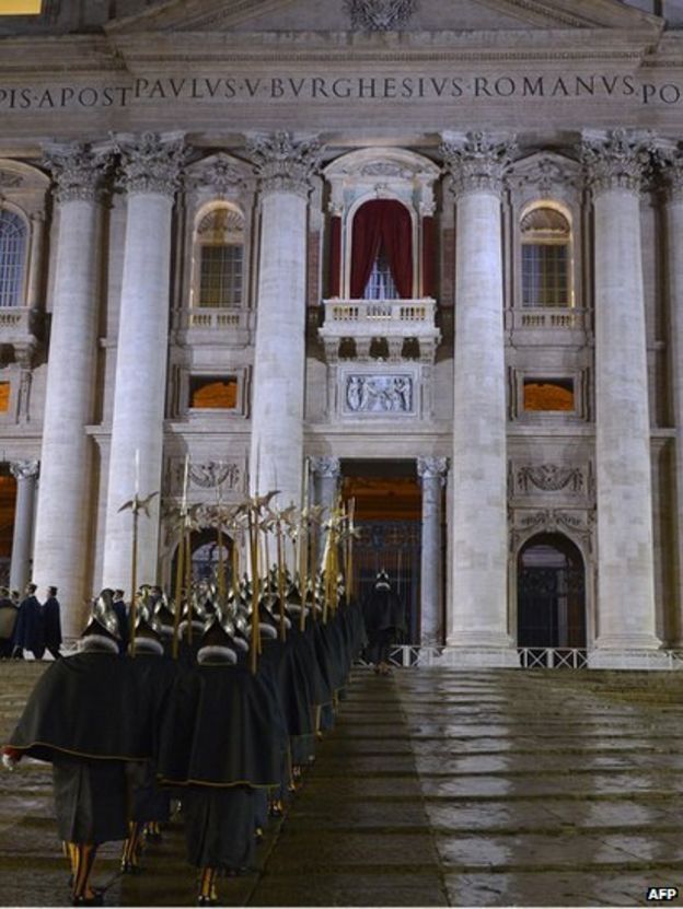 In pictures: Election of Pope Francis - BBC News