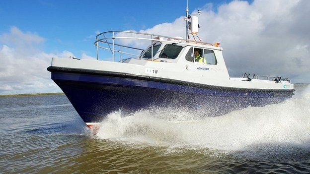 Breydon Water: Broads Authority launches new patrol boat - BBC News