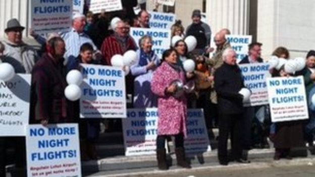 London Luton Airport expansion: 'Increased' night flights protest - BBC ...