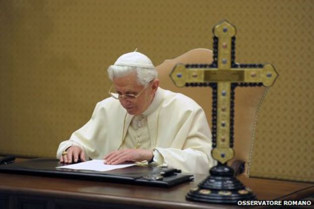 Who, What, Why: What does a pope do? - BBC News