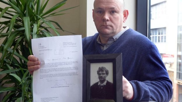 John Pat Cunningham: Family of man shot by soldier hand back apology ...