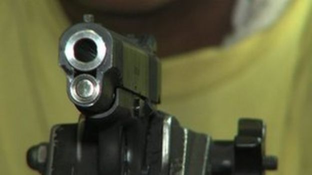 The gunmakers of the Philippines - BBC News
