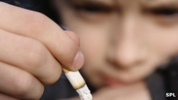 '570 children a day' start smoking - BBC News