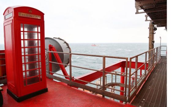 Life on the Babbage Southern North Sea gas platform - BBC News