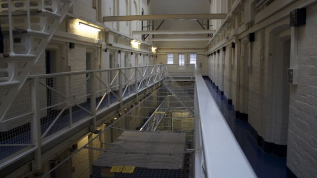 In pictures: Behind the scenes at Shrewsbury prison - BBC News