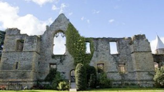 Archbishop's Palace in Southwell to open to public - BBC News