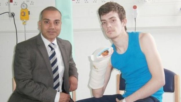 Man's hand reattached after DIY accident with circular saw - BBC News