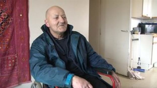 Double amputee Alan Rutter 'forced to crawl' when lift breaks down ...
