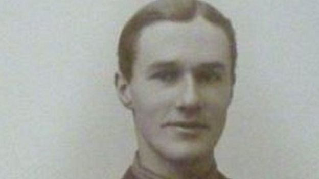 The war unit spinning the truth in World War One - BBC News