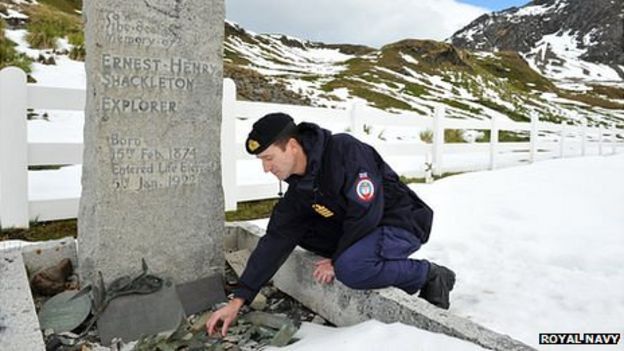 Stone returned to Ernest Shackleton's grave after 75 years - BBC News