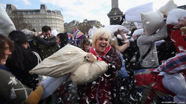 Week in pictures: 6-12 April 2013 - BBC News