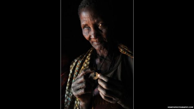 In pictures: Tanzania's traditional healers - BBC News