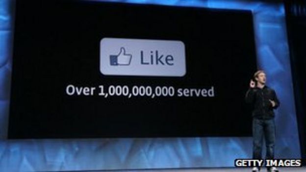 Facebook U-turn after charities criticise decapitation videos - BBC News