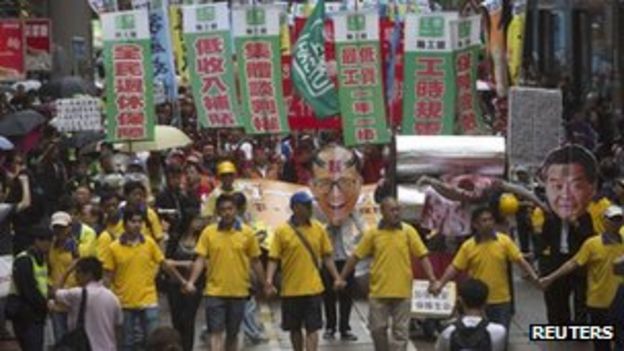 China media: Labour issues - BBC News