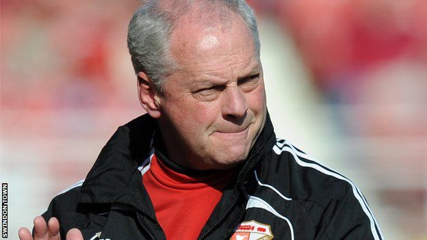 Swindon Town: Kevin MacDonald leaves managerial role - BBC Sport