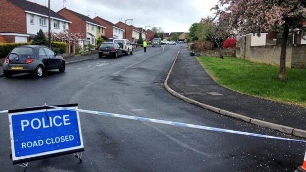 Simon Tandy police shooting: Officers actions 'proportionate' - BBC News