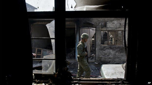 Deadly gas tanker explosion in Mexico City suburb - BBC News