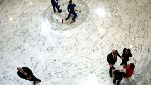 In pictures: Prince Harry on tour of US - BBC News