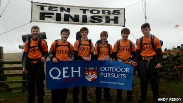 Dartmoor's Ten Tors: Teenagers complete challenge - BBC News