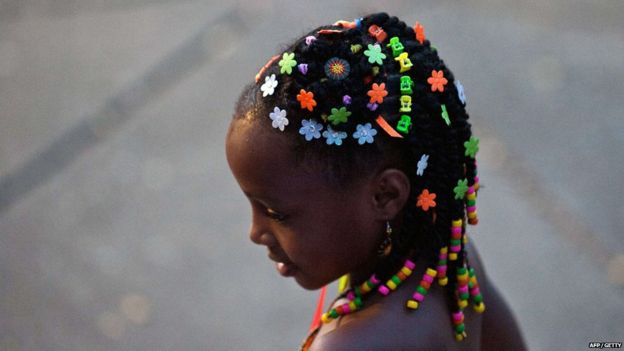 Amazing hairdos at Colombian Afro-hair contest - BBC Newsround