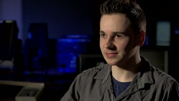 LulzSec hacker helps FBI stop over 300 cyber attacks - BBC News