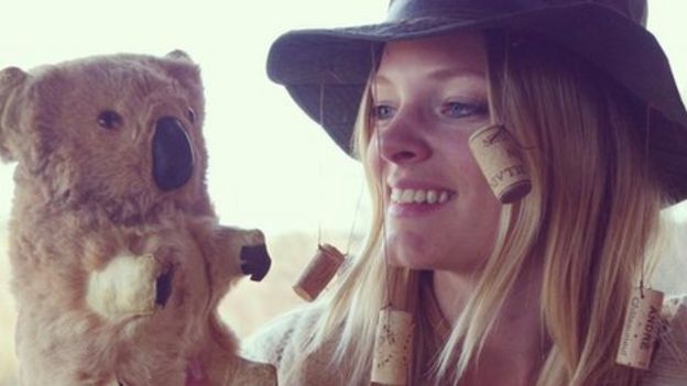 Nairn woman Jo Muskus in Australia's 'best job' finals - BBC News