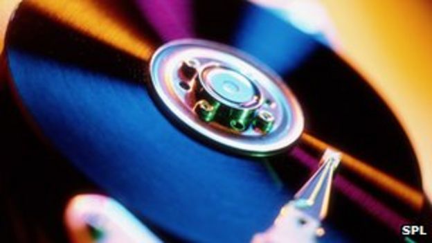 Jobs story 'dire' but Seagate 'clear success' for Derry - BBC News