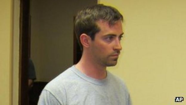 Russia reveals Moscow CIA station chief's identity - BBC News