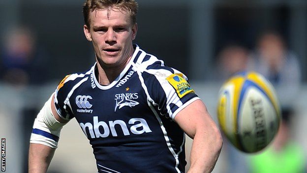 Dwayne Peel: Sale scrum-half keen on return to Scarlets - BBC Sport