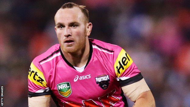 Luke Walsh: Penrith Panthers star to join St Helens in 2014 - BBC Sport