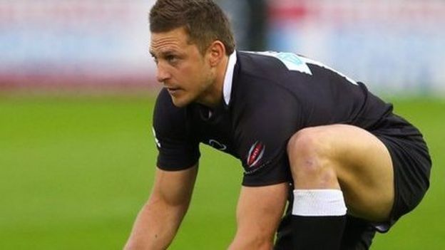 Jimmy Gopperth: Wasps utility back wins coveted Premiership award - BBC ...