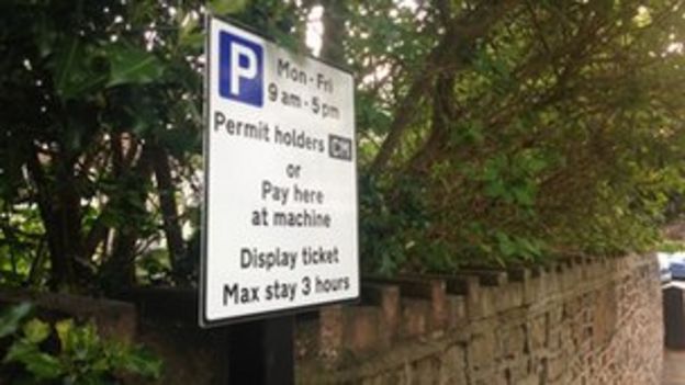 Bristol's residents' parking scheme amended - BBC News