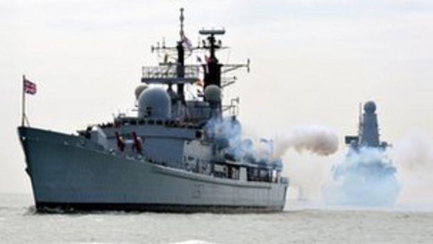 HMS Edinburgh in final return to Portsmouth - BBC News