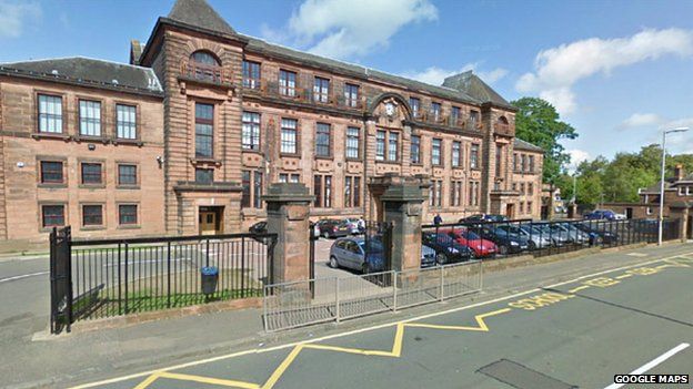 Grenade incident at Hamilton Grammar School - BBC News