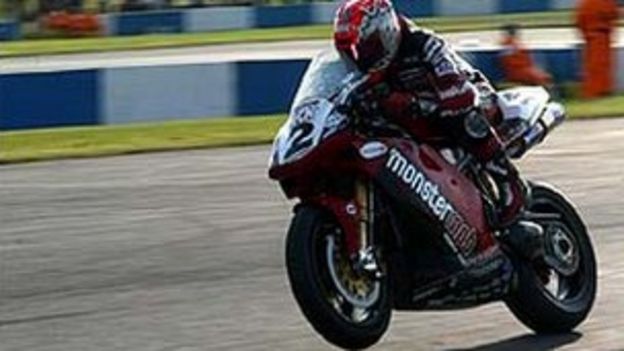 Steve Hislop death 10th anniversary marked - BBC News