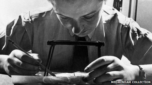 World War II's doodlebug hunters' 'lost story' told - BBC News