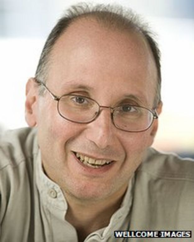 Michael Stratton, cancer gene scientist, knighted - BBC News