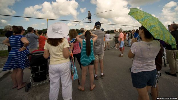 Day in pictures: 17 June 2013 - BBC News