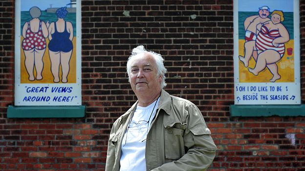 Hi-de-Hi! Harwich adopts 'cheeky' Bryan Rowland murals - BBC News