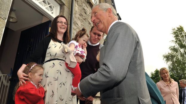 Charles and Camilla visit Caledon - BBC News
