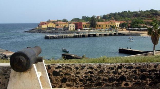 Rio's Valongo slave wharf becomes Unesco heritage site - BBC News