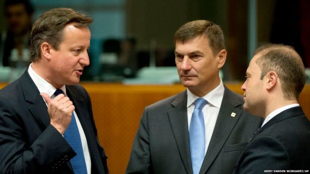 Day in pictures: 28 June 2013 - BBC News