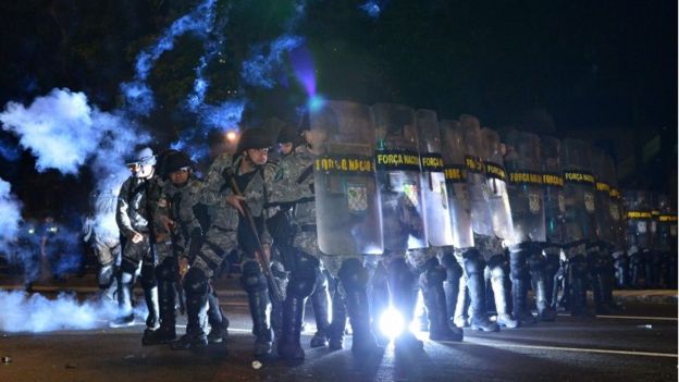Brazil football fan killed in Recife at stadium - BBC News