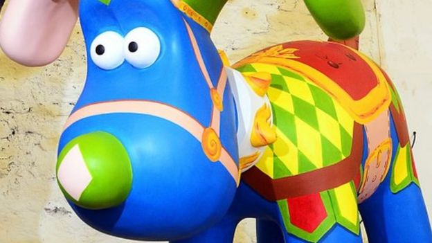 Wallace and Gromit sculptures to be unleashed on Bristol at The Mall ...