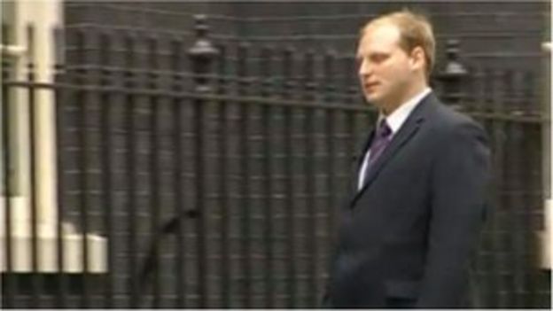 First Capital Connect apology after blind man 'blanked' - BBC News
